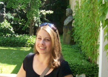 Stacy Mosel, LMSW - Adcare.com
